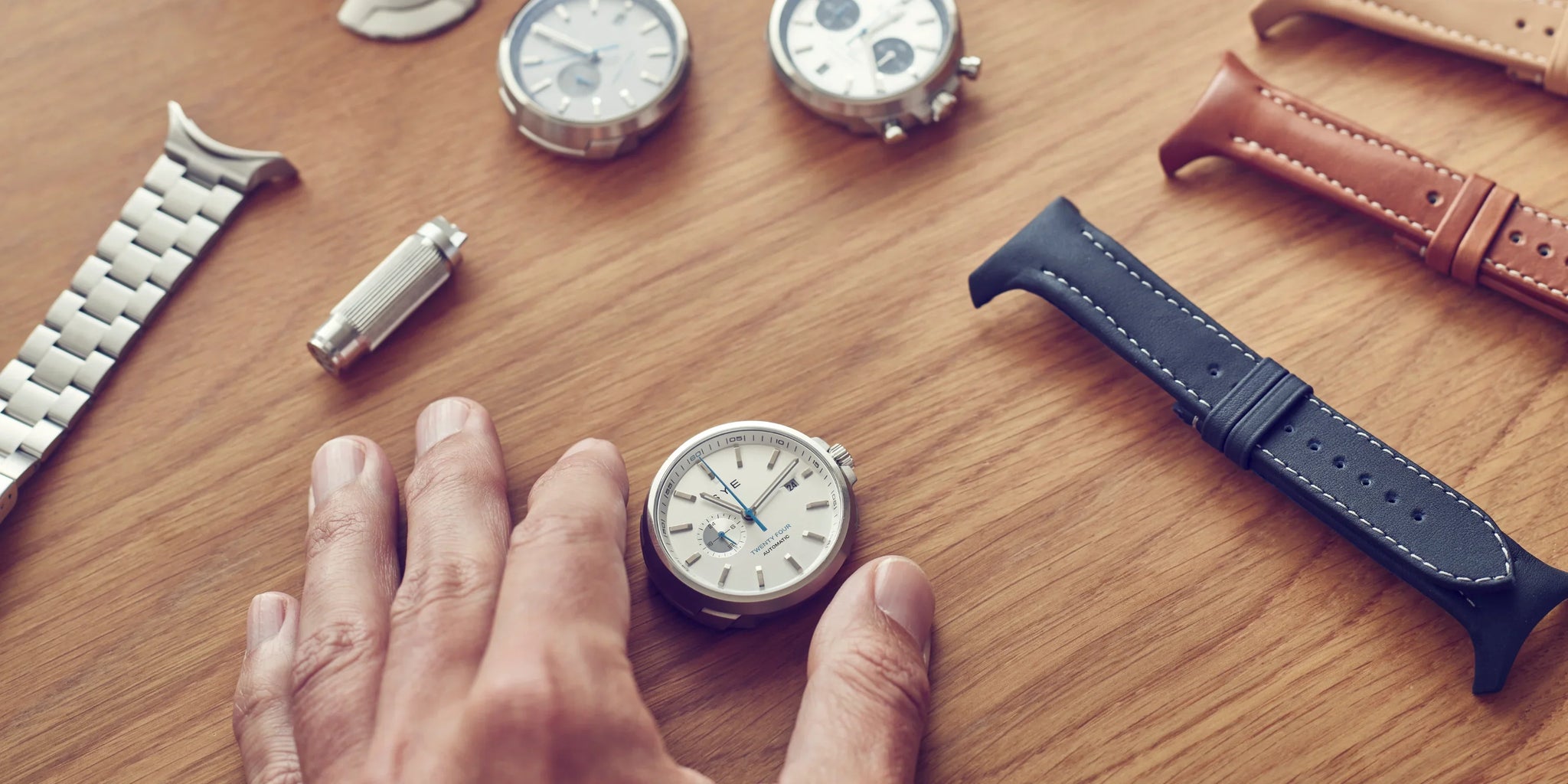 mechanical vs automatic watch